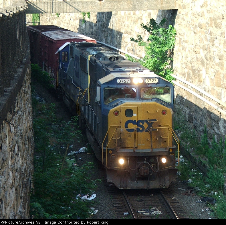 CSX 8727 In Emergency